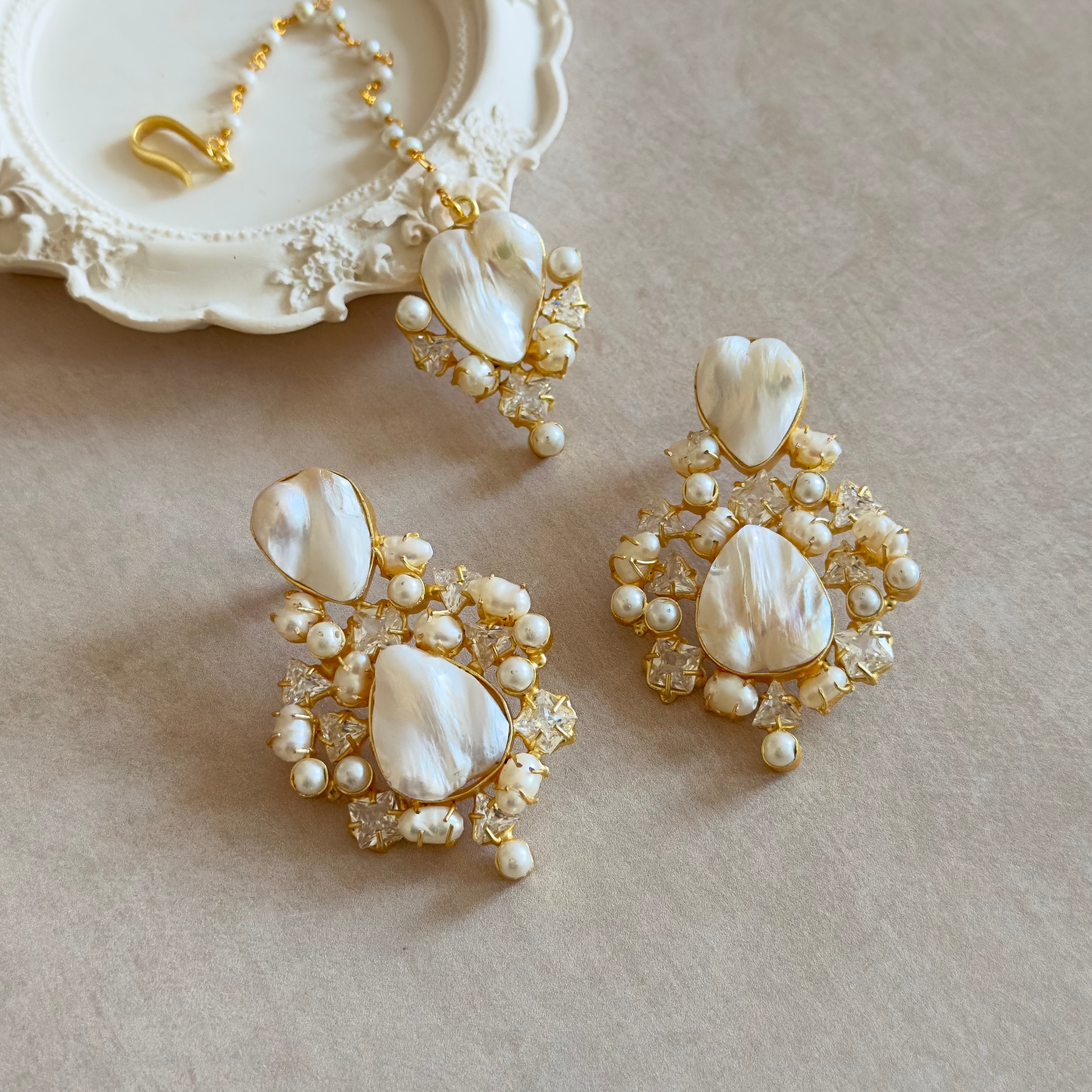 Aven Pearl Tikka Set | Ahseya & Co